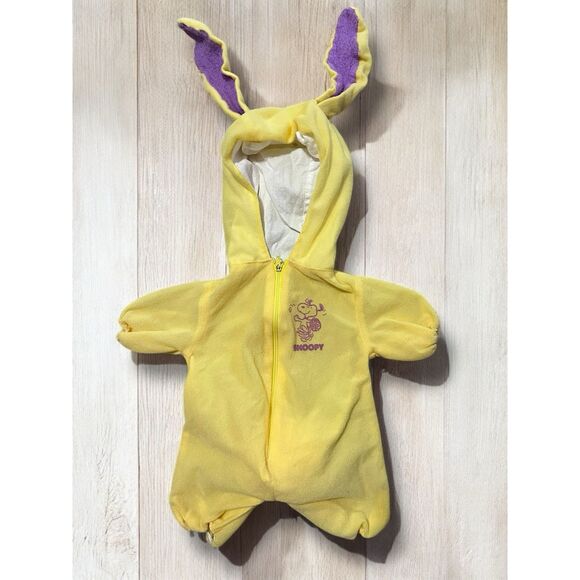 Peanuts | Toys | Vtg Snoopy Peanuts Wardrobe Bunny Rabbit Yellow One ...